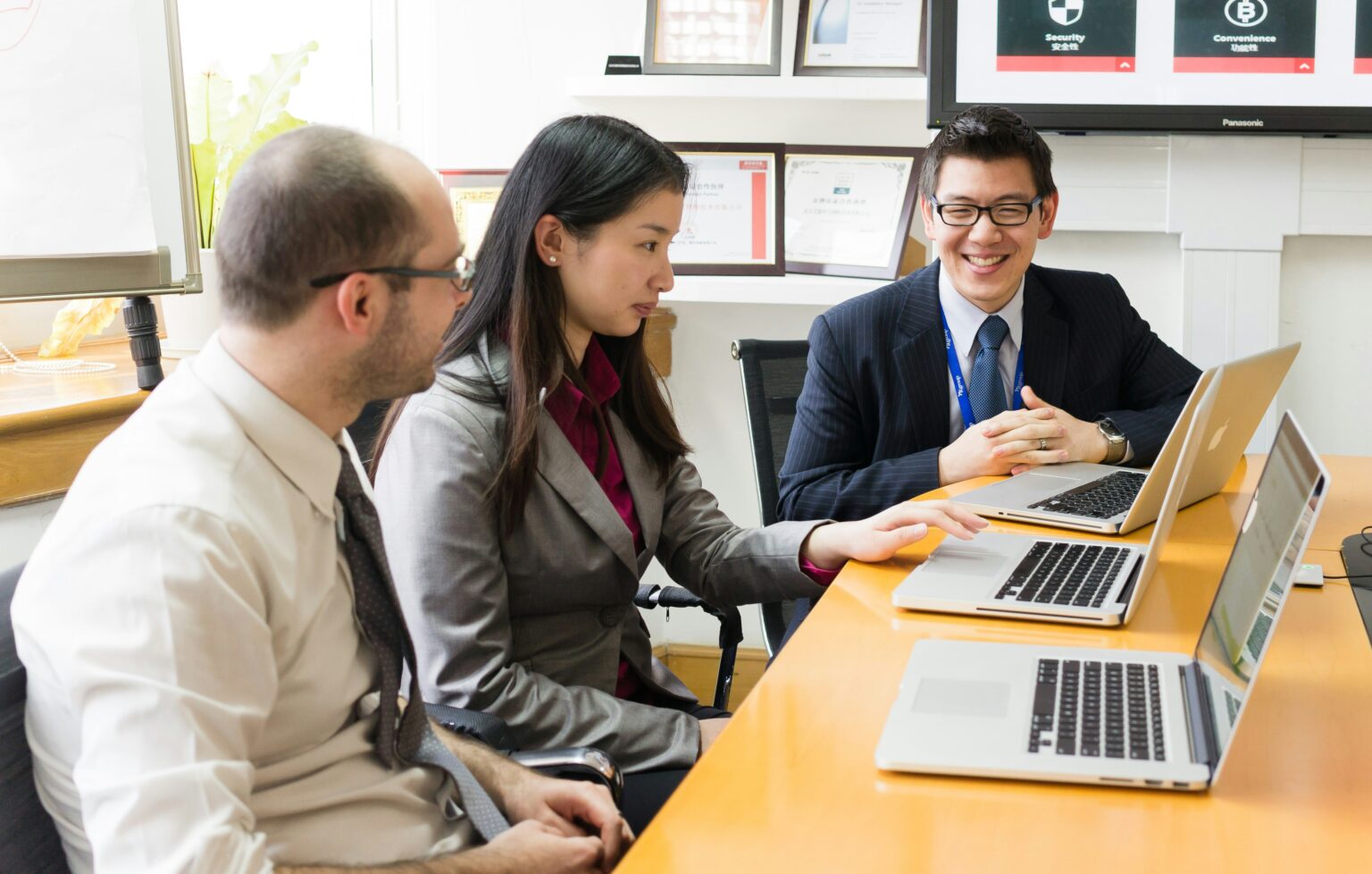 Outsourcing Accounting in Japan (2026) | Asanify EOR