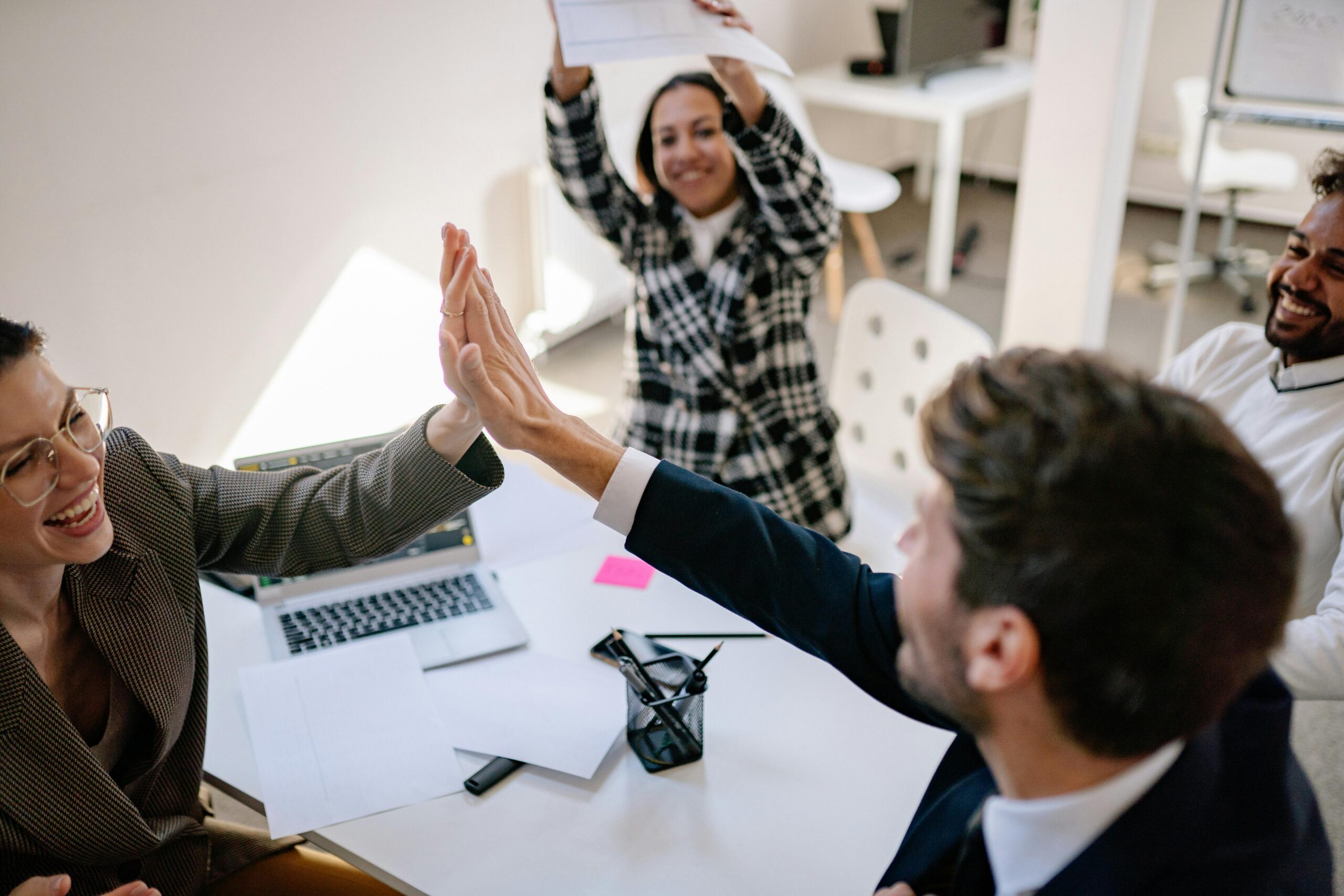 Hire Japanese-to-English Translators in Japan | Asanify EOR Guide